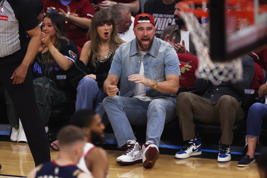 Knicks break Travis Kelce’s spirit after beer-chugging stunt falls flat