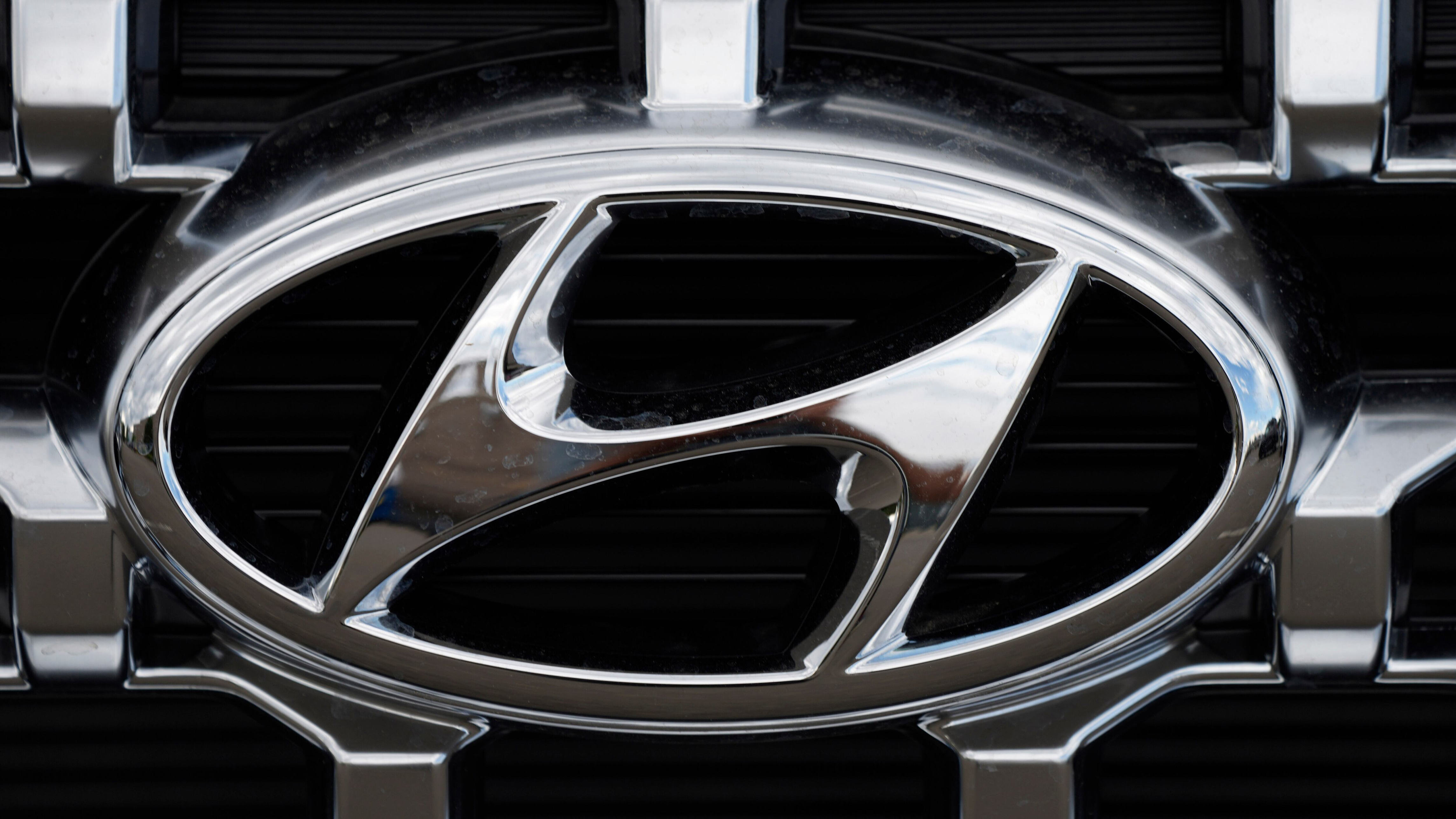 Hyundai recalling 420,000+ vehicles due to brake issue