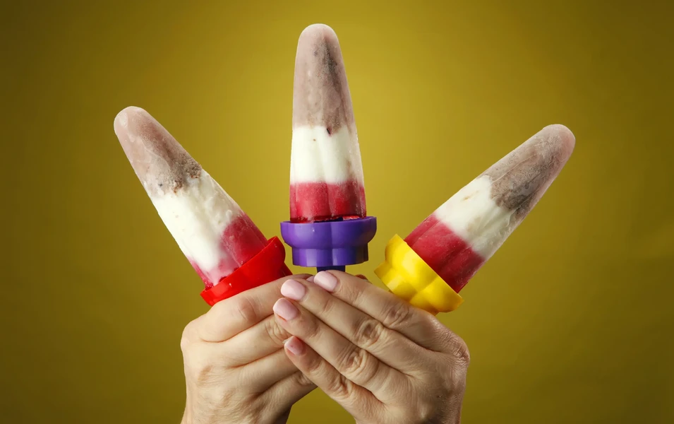 Homemade popsicles that taste like pure summer joy