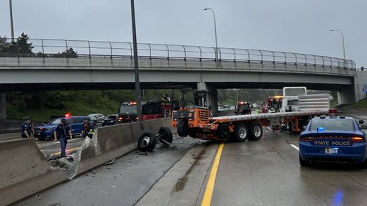 I-696 closed after semi-truck crash