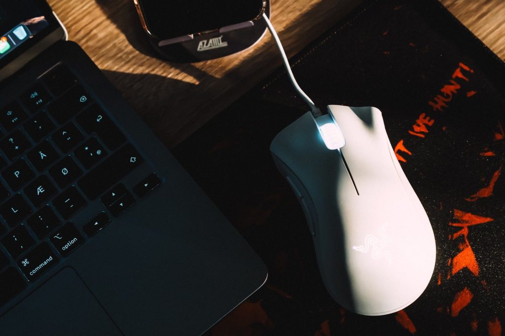 8 gaming mouse features that are not just marketing