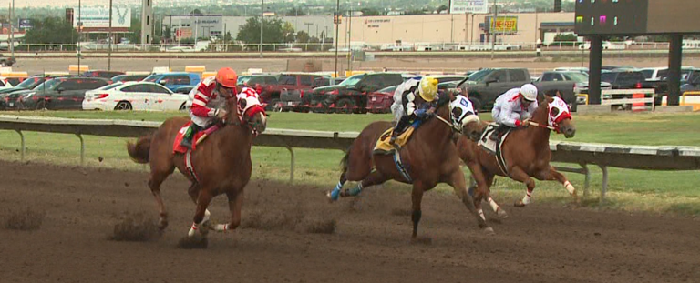 Ruidoso Downs opens its 2026 racing season in Albuquerque