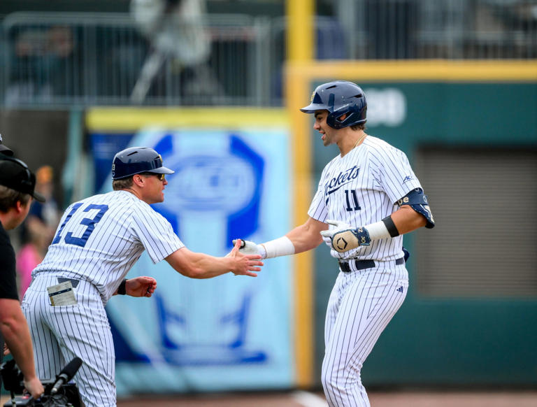 Zuckerman, Lackey’s blasts propel GT into ACC title game