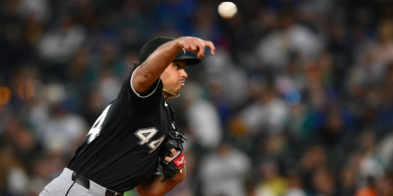 Chicago White Sox put Jordan Hicks on 15-day IL, call up Jordan Leasure