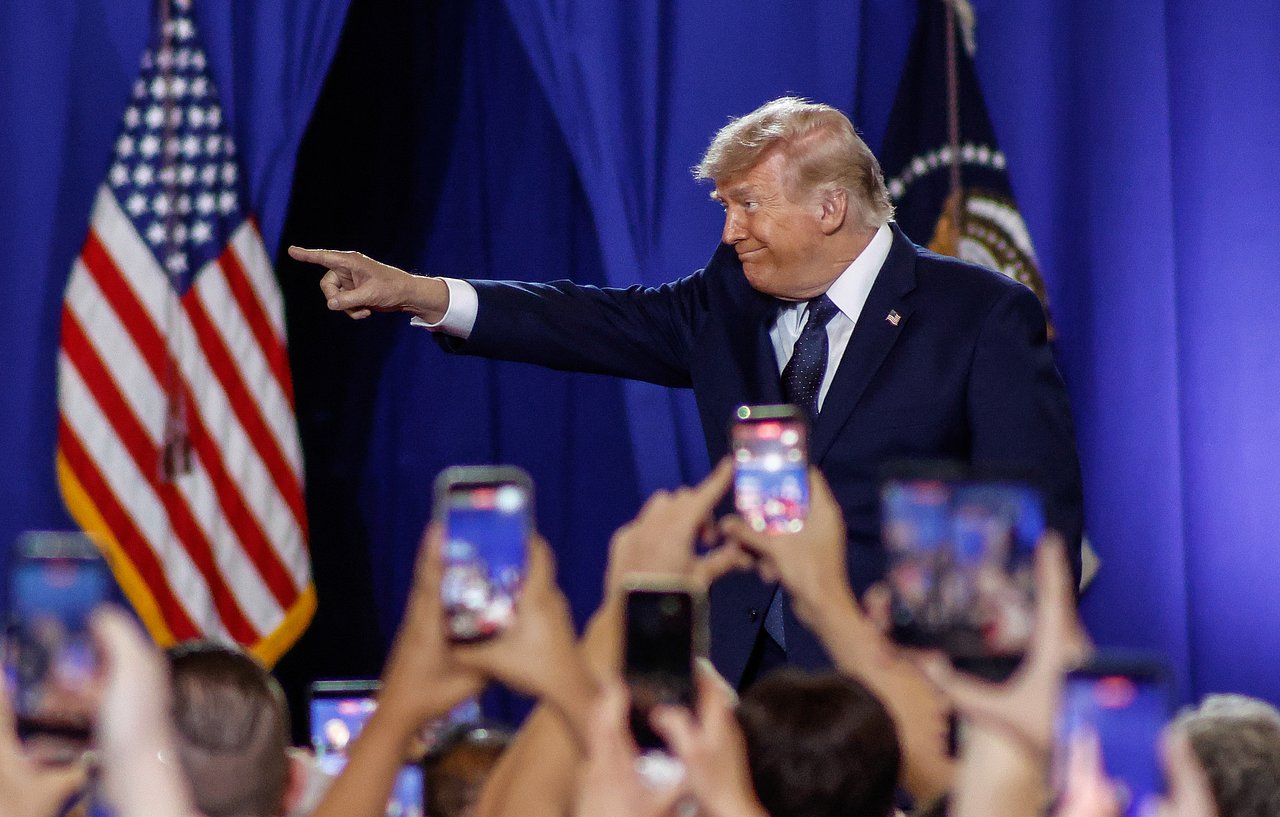 Trump diz que acordo entre EUA e Irão está quase negociado e inclui ...