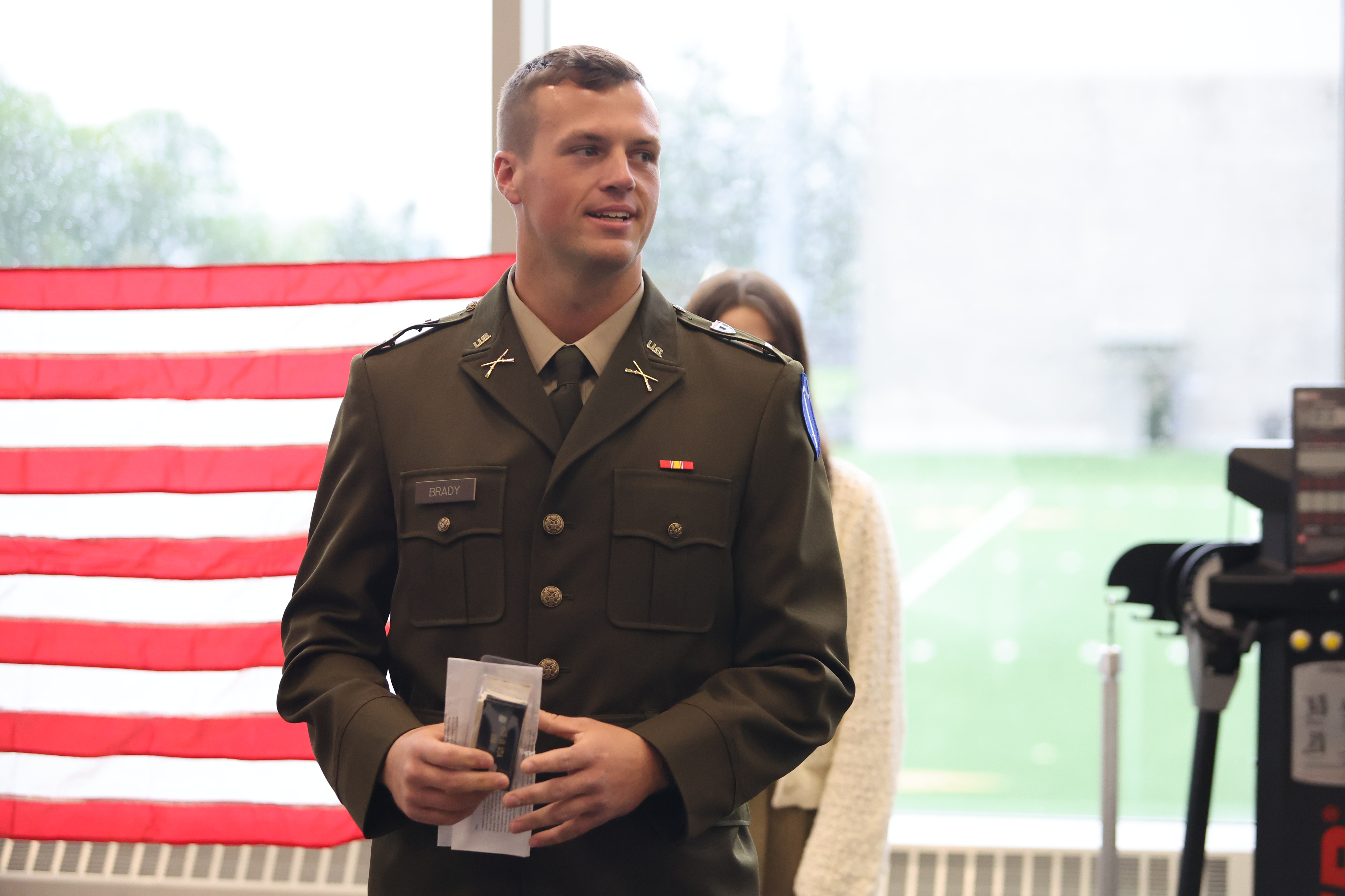 GBK photo gallery: Army football 2026 graduates oath moment