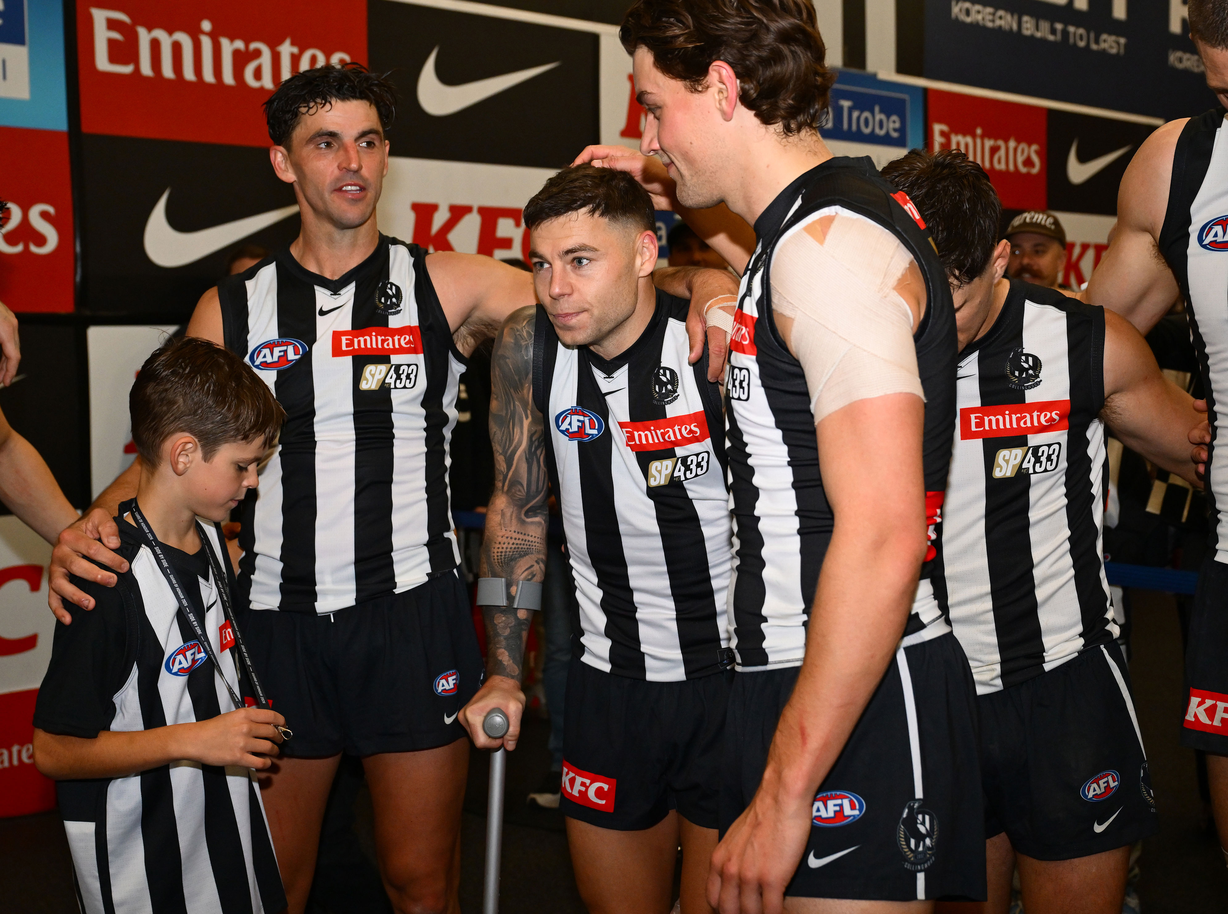Jamie Elliot incident rocks Scott Pendlebury milestone as coach admits ...