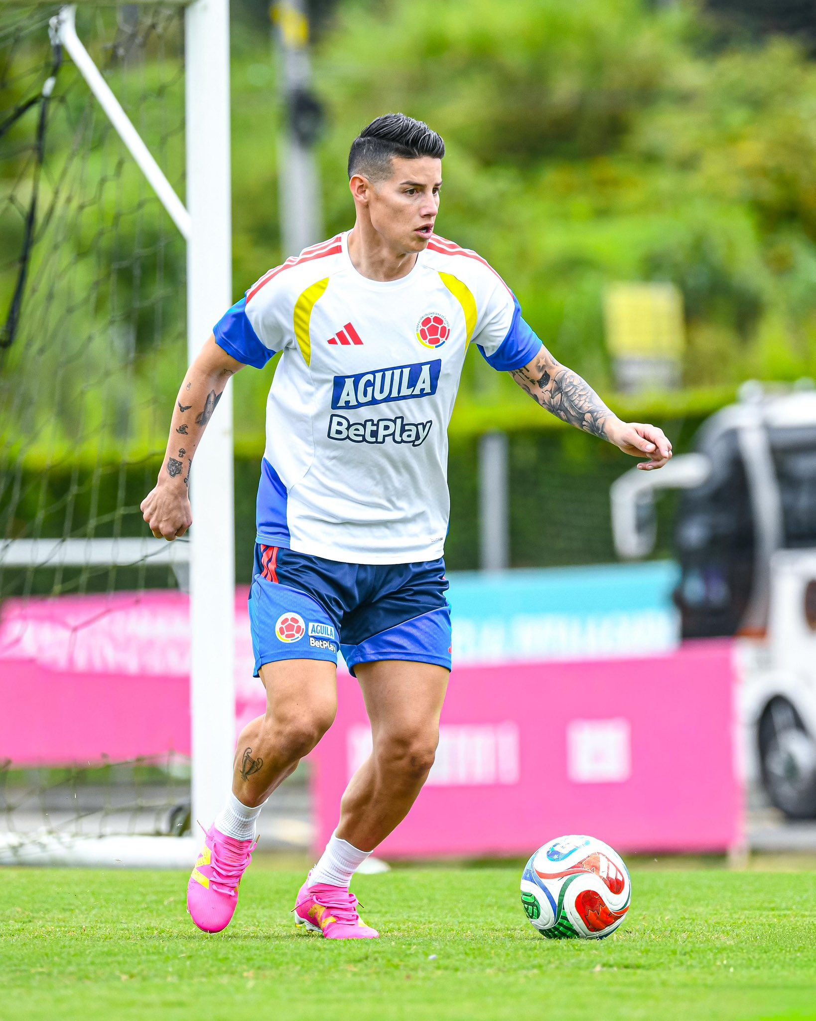 Óscar Córdoba y un durísimo golpe a James Rodríguez y Néstor Lorenzo ...