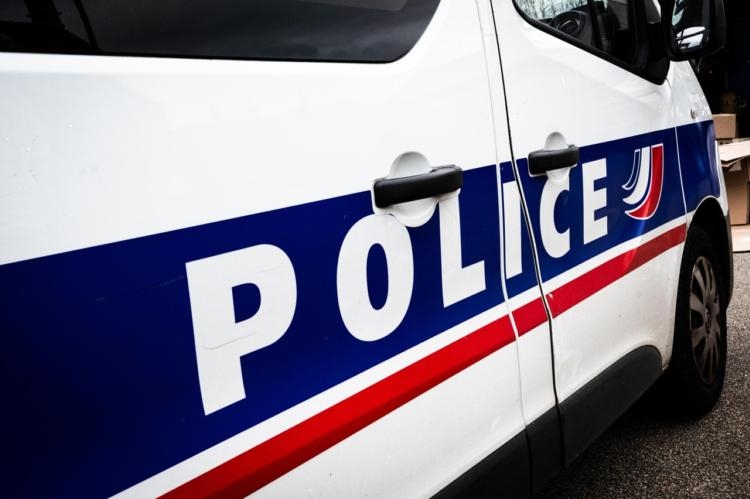 Un adolescent de 17 ans poignardé à mort dans un camping de Seine-et ...