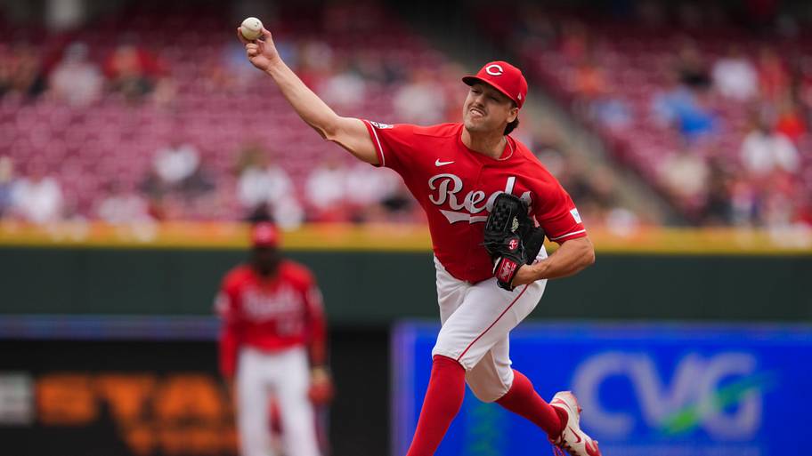 Reds announce surprising transactions prior to Game 2 in doubleheader ...
