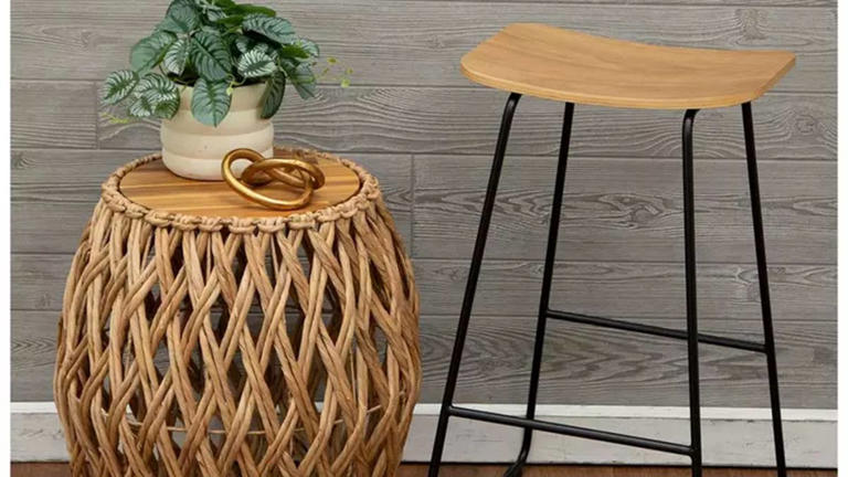 Shoppers can't get enough of Hobby Lobby's stylish $40 mid-century bar ...