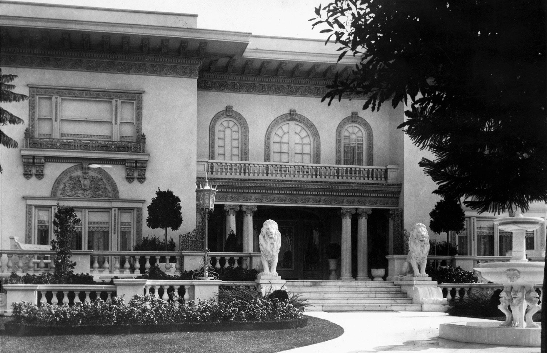 A rare look inside the home of Hollywood's first golden couple