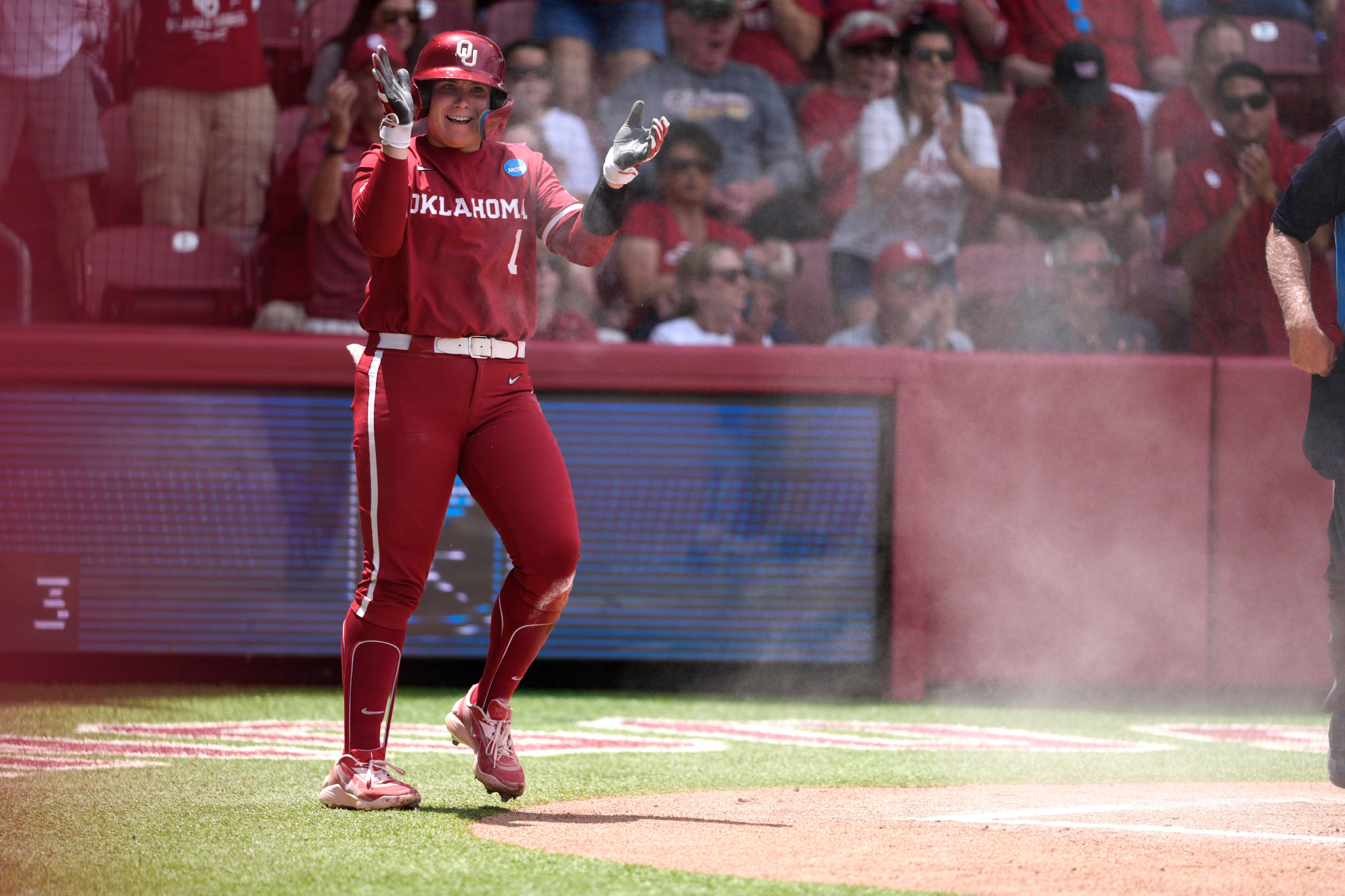 Kendall Wells injury update: OU softball catcher hit in face by pitch ...