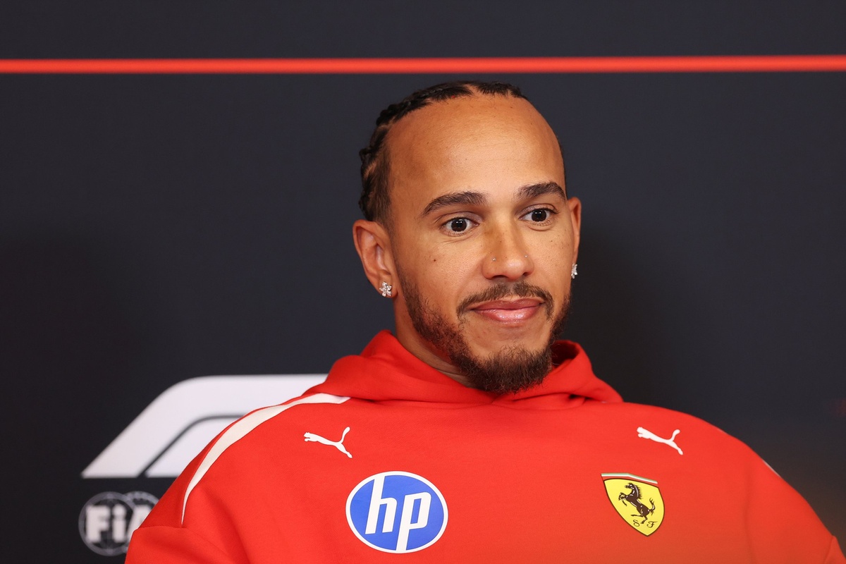 Lewis Hamilton reveals touching reason behind his mother's Canadian GP ...