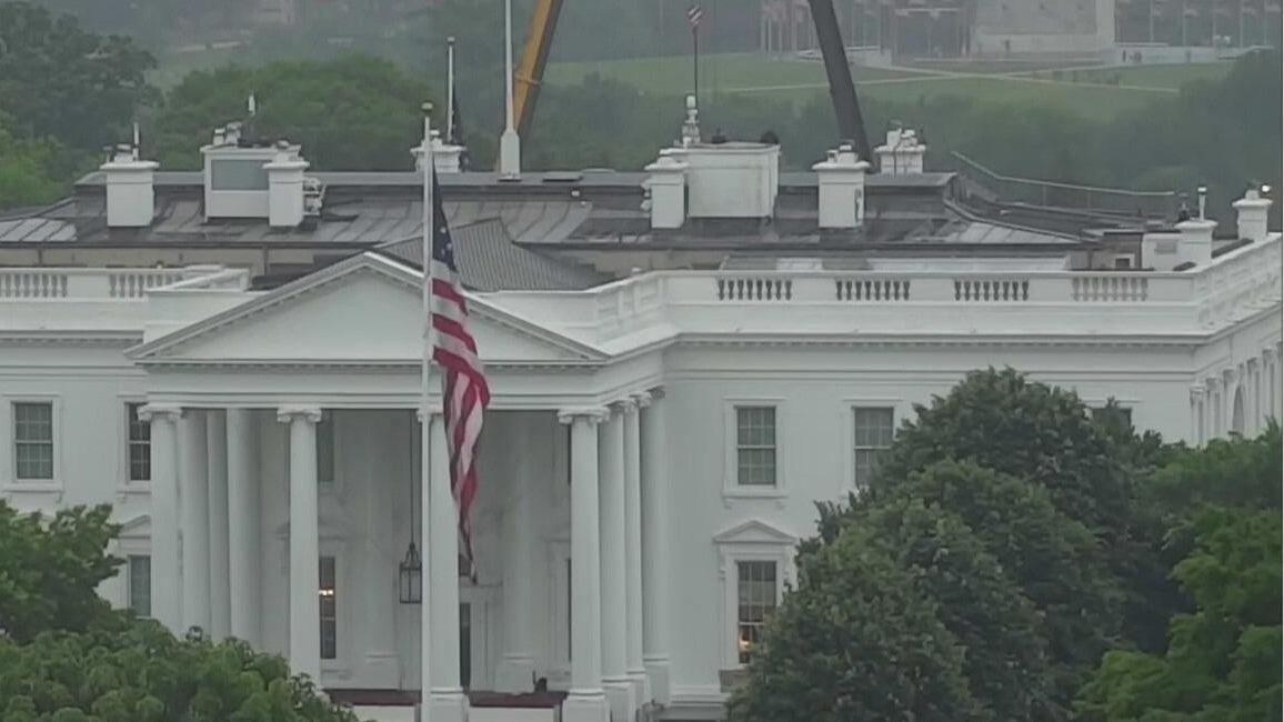 White House on lockdown after shots fired nearby