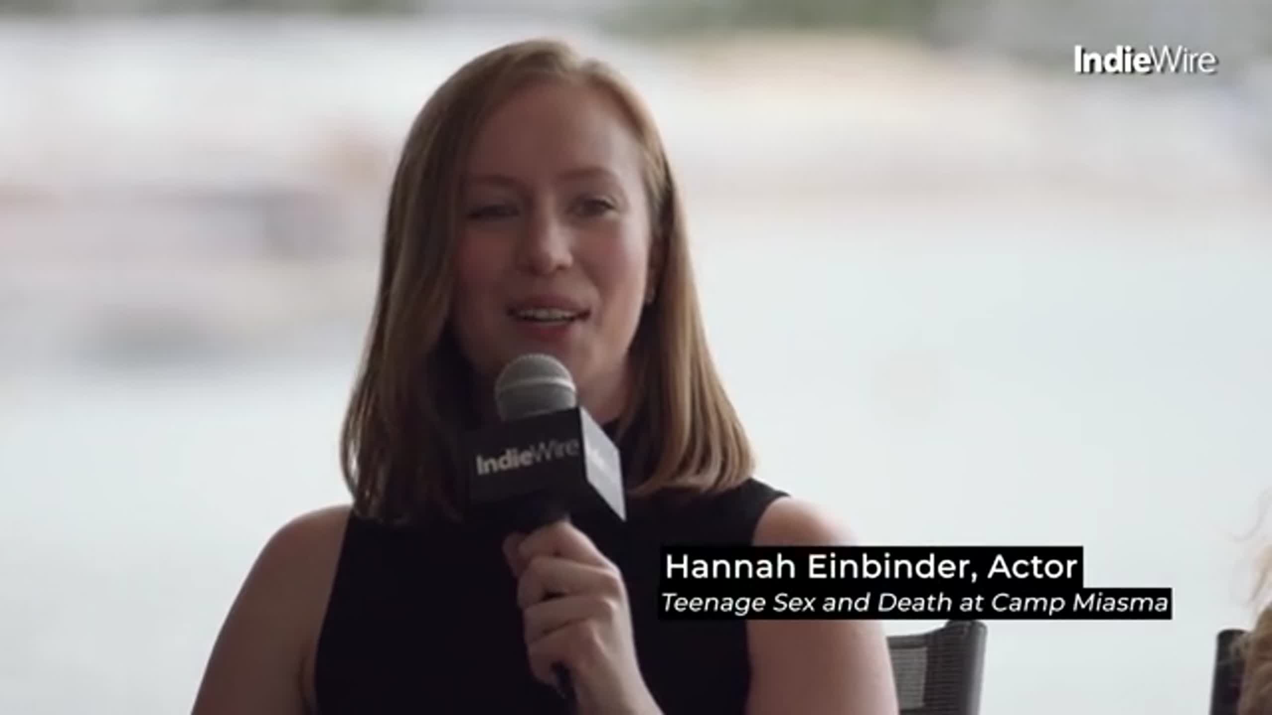Hannah Einbinder & Gillian Anderson's reaction to 1st Cannes