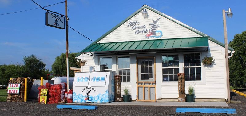 The scrappy, the cheesesteak, and the little Delaware grill that locals ...