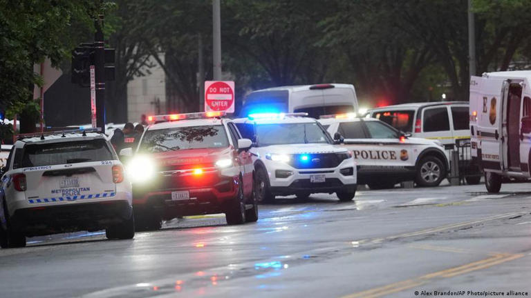 US: Suspect dies after gunfire near White House