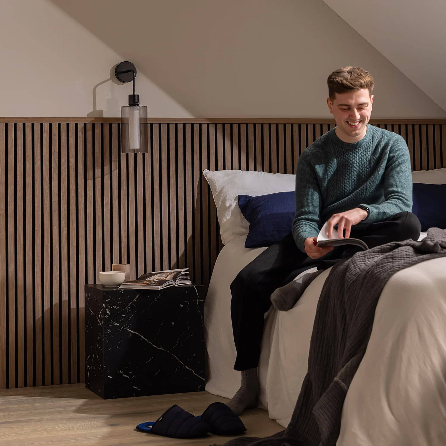 DIY percantik kamar dengan wall panel PVC kamar tidur