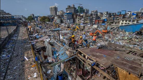 Garib Nagar demolition work 100% complete, fencing work underway ...