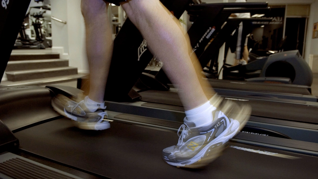 Treadmill or elliptical for your best workout match
