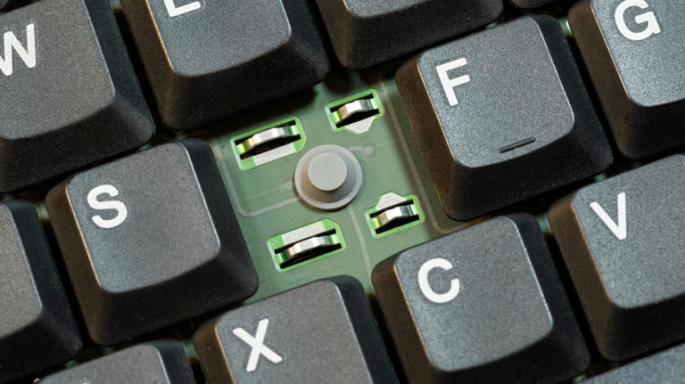 Mechanical vs. membrane keyboards: Which type is more ergonomic?