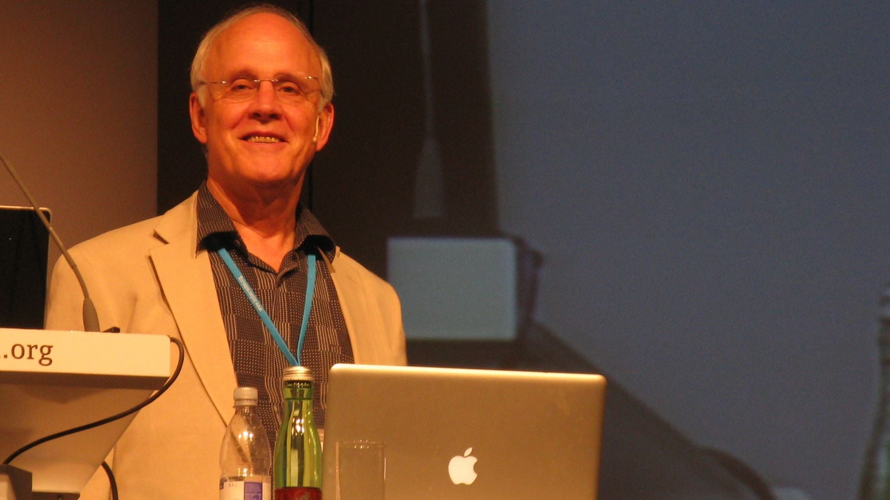 David Gross, premio Nobel de física: «Las normas y acuerdos nucleares ...
