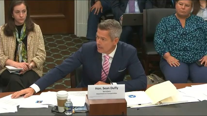 Sean Duffy takes issue with Markwayne Mullin: 'We shouldn't shut down ...