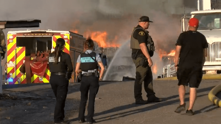 Fire at recycling plant in the South Valley in Albuquerque causes large ...
