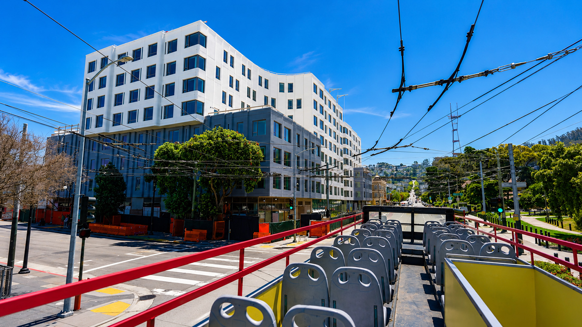 San Francisco shines on a scenic bus tour (4K)