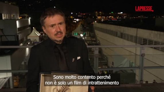 Mungiu Palma d'oro a Cannes con Fjord: «Spero susciti più dubbi in chi ...