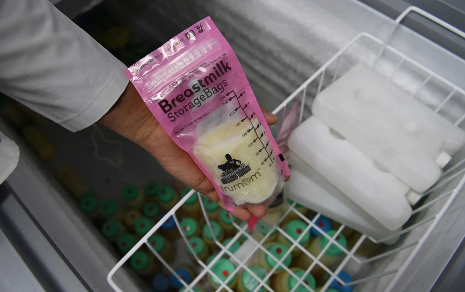 Jankee Parekh donates 90 packets of breast milk to NICU