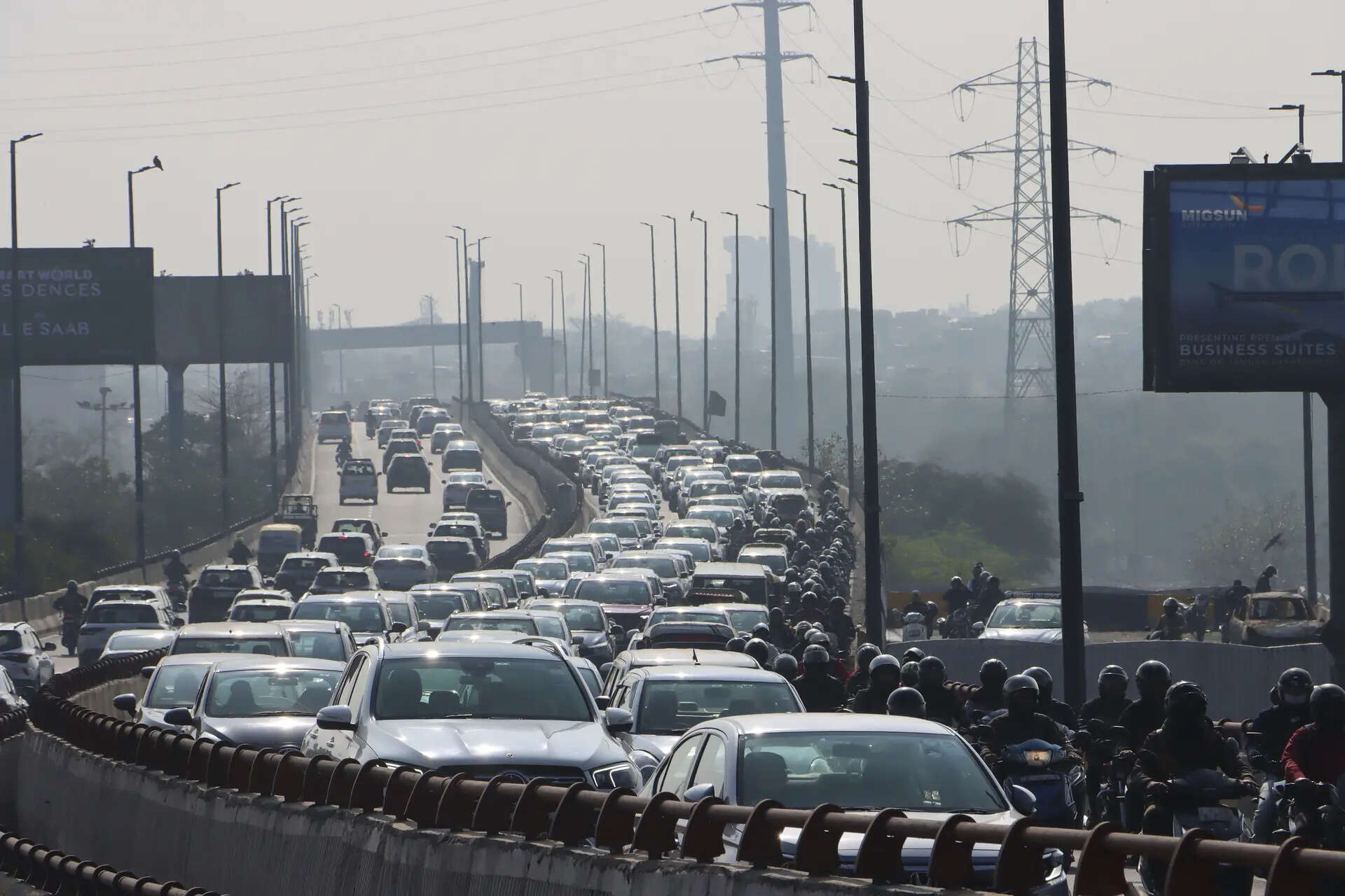 Delhi traffic jam alert: Major West Delhi road shut for 45 days ...