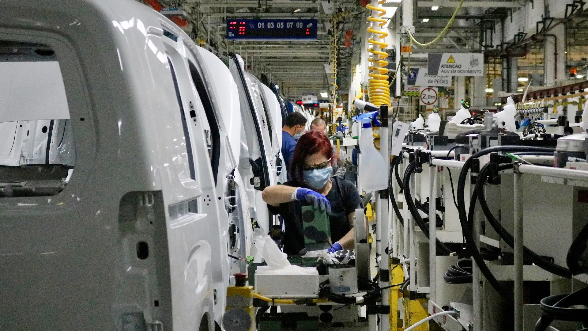 'Never say never': This car maker could bring back Australian manufacturing