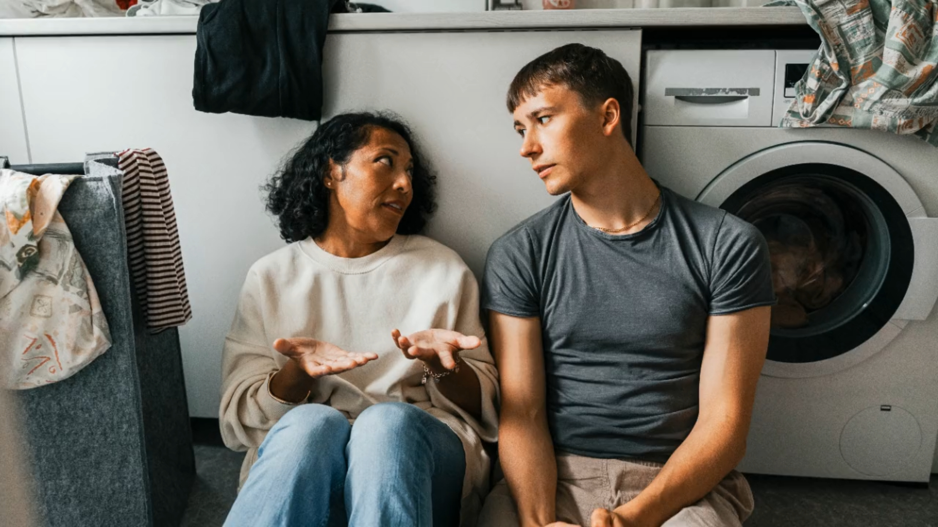 12 reasons smart women choose to date down