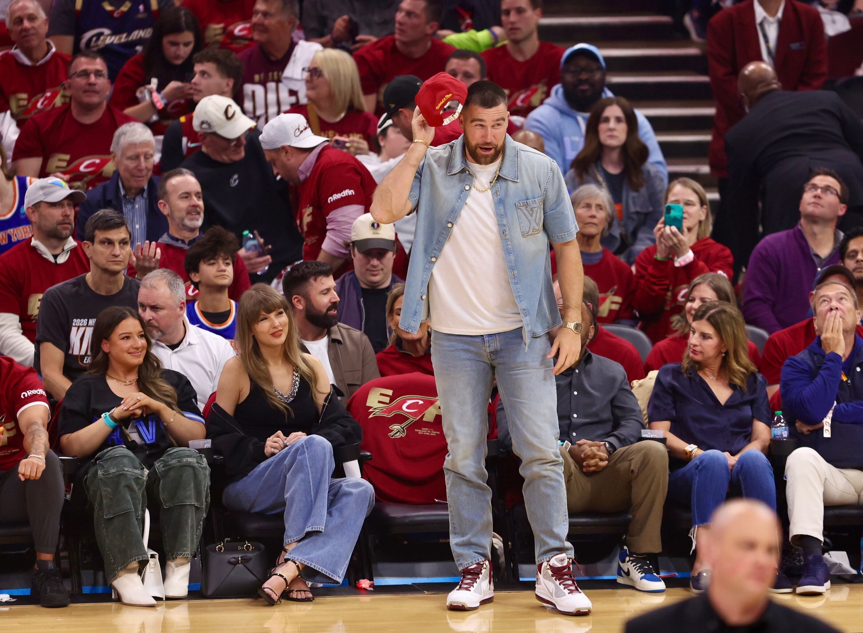 Taylor Swift, Travis Kelce and others spotted at Cavs vs. Knicks Game 3 ...