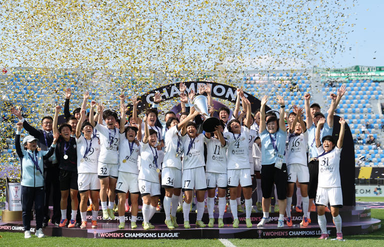 North Korean women's football team leaves South Korea, quiet on chants ...