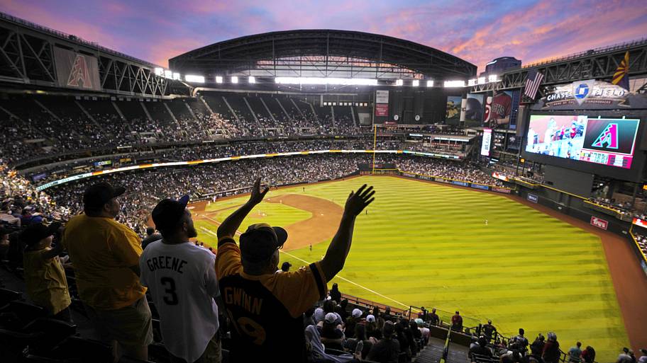 The tarps off movement reaches Diamondbacks at Chase Field