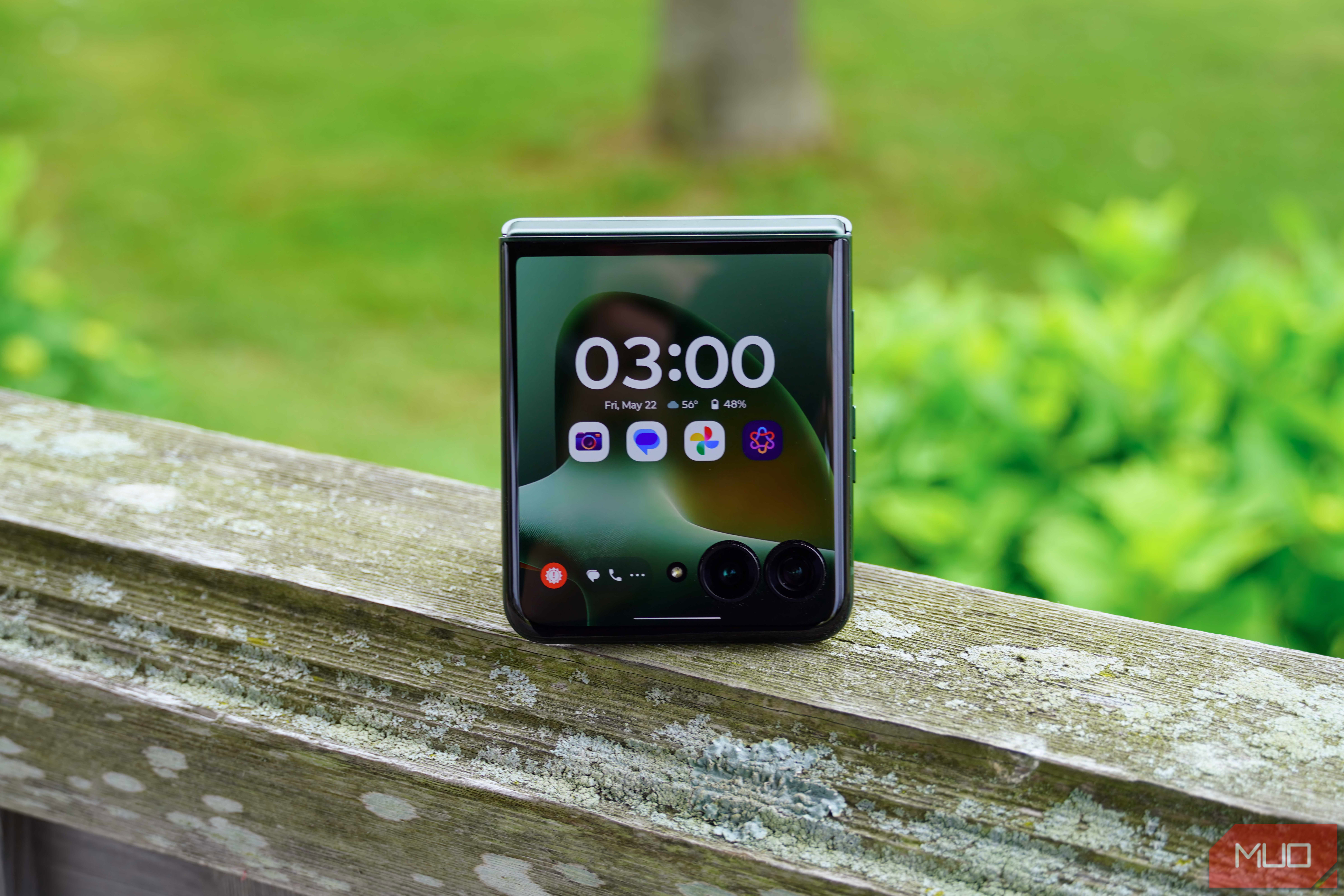 Motorola's Razr Plus 2026 isn't the flashiest foldable, but it's the ...