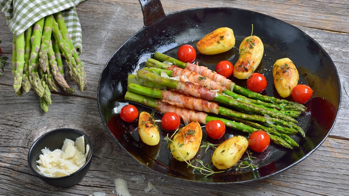 Erdbeeren, Spargel, Kräuter: 3 frühlingshafte Rezepte für den Airfryer