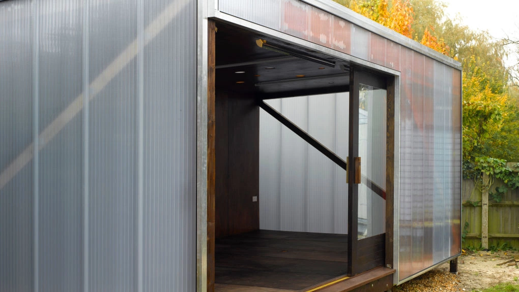 Turn your backyard into a dreamy garden room