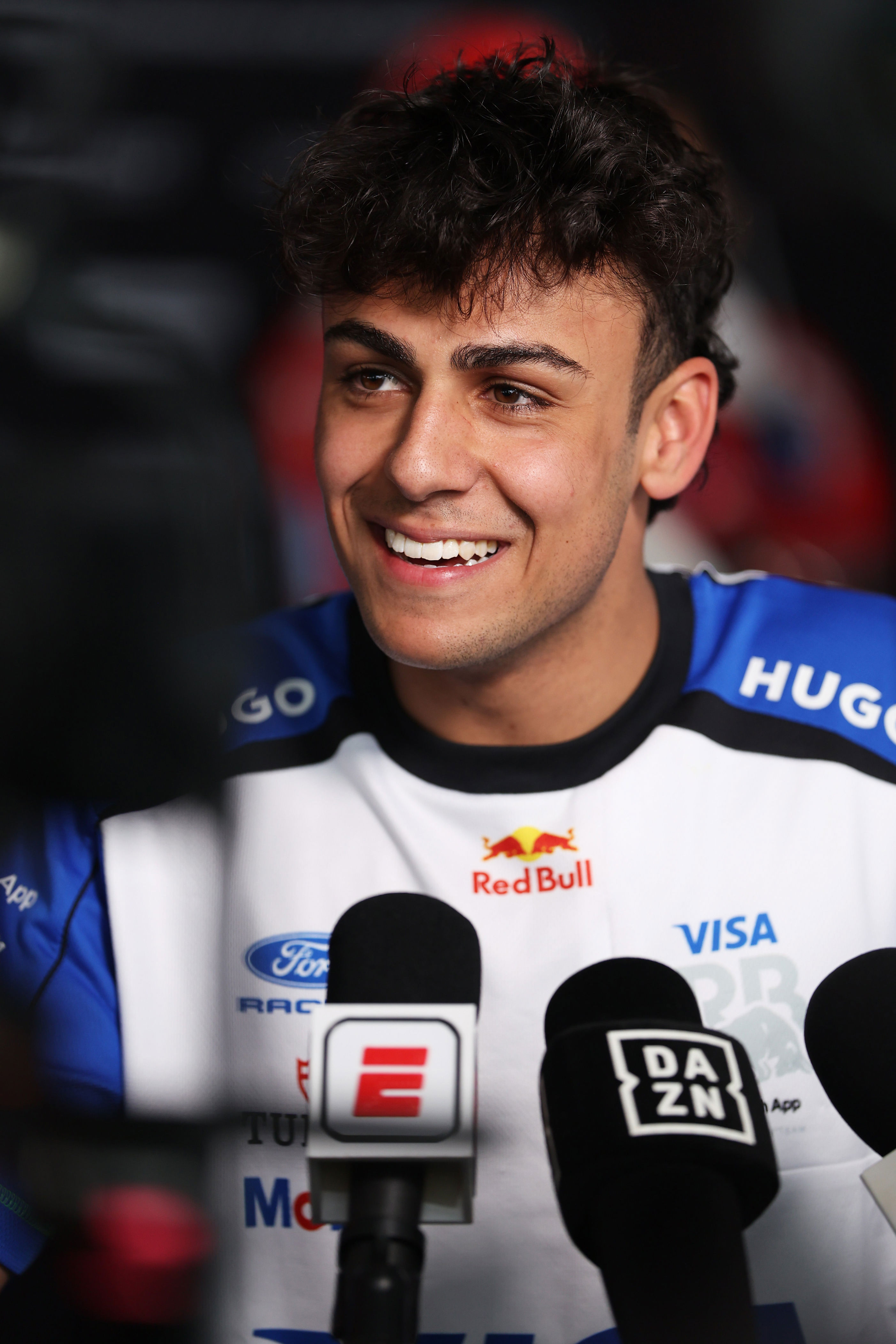 Russell reacts after cruel retirement in Canada - latest