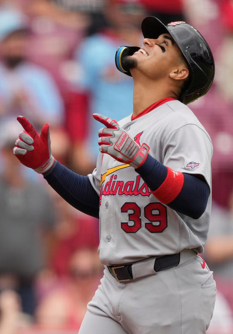 Cardinals' Bryan Torres homers in big league debut, 11 years after ...