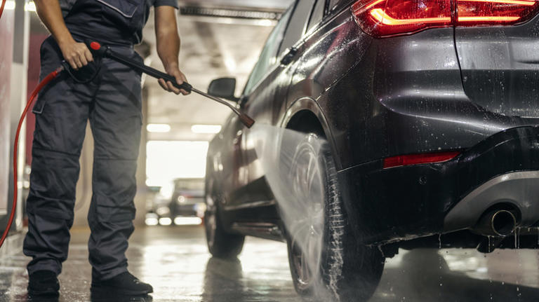 Can a pressure washer damage your tires?