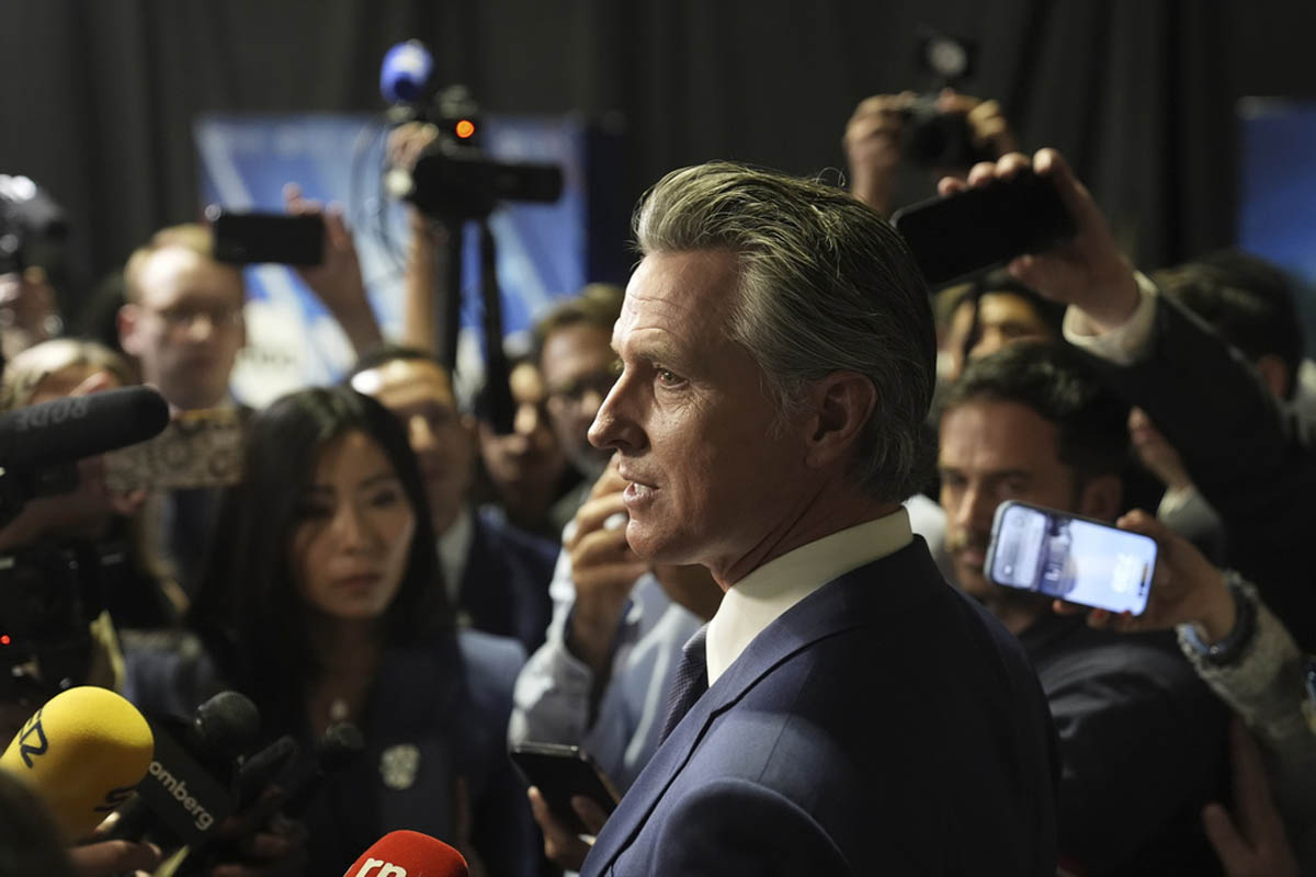 Gobernador de California emite estado de emergencia en Orange, 50,000 ...