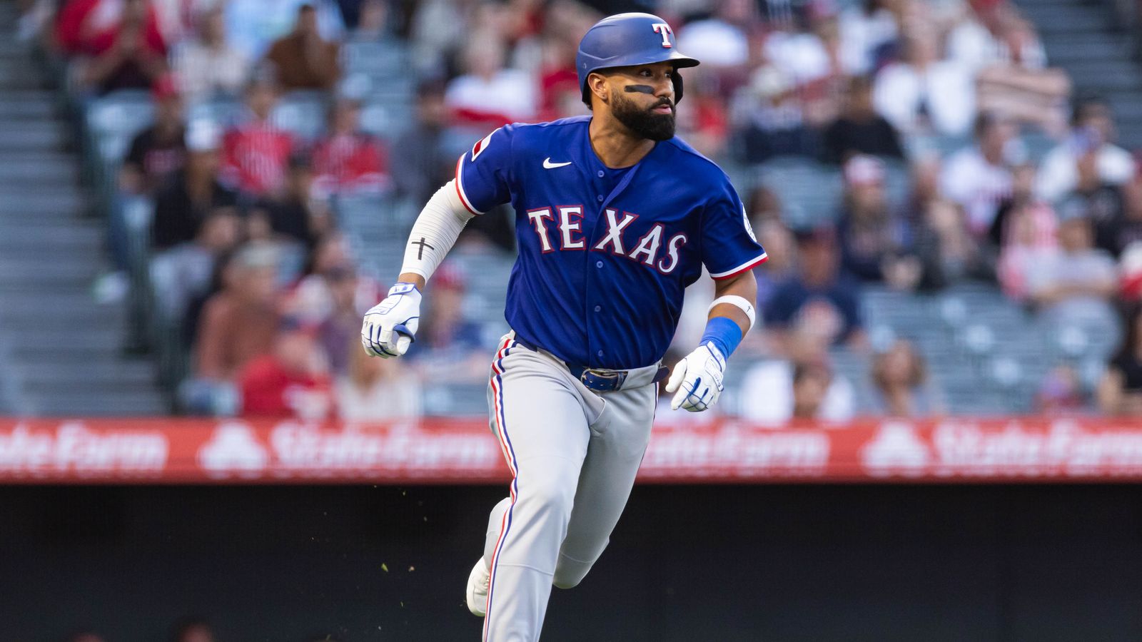 TST images: Angels defeat Rangers, 5-2, in Anaheim