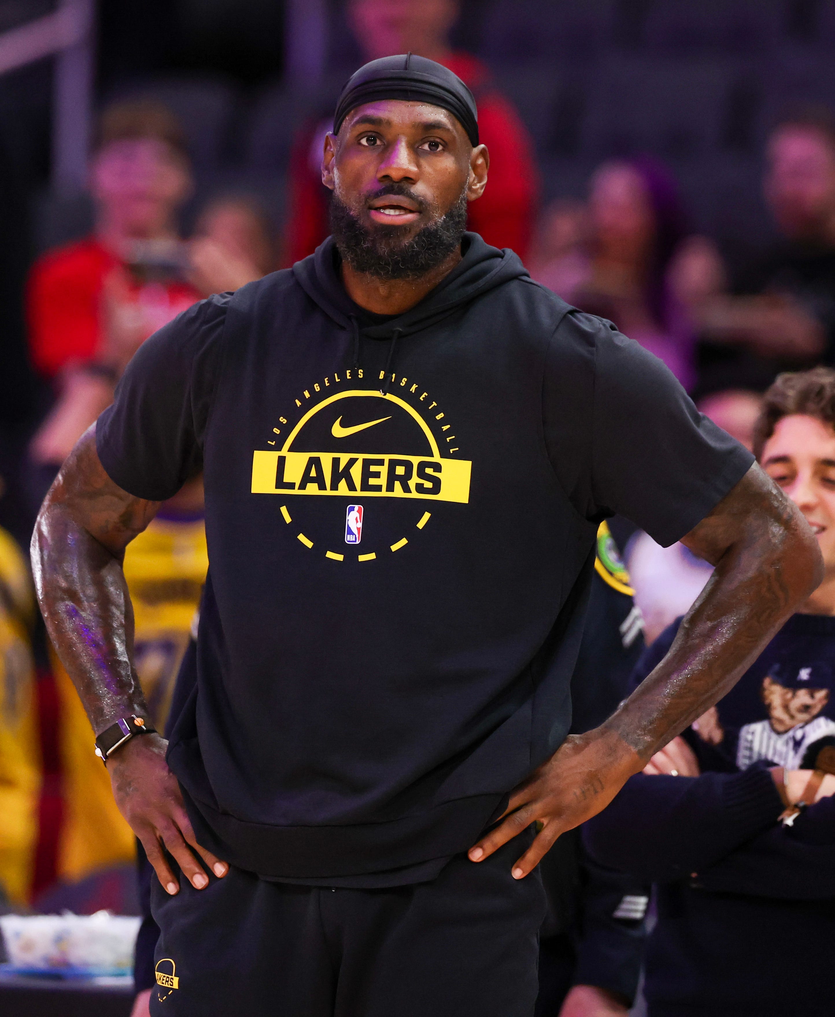 Charles Barkley tells LeBron James 'go back to Cleveland'