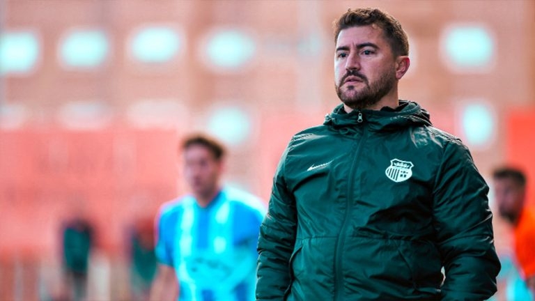 El valenciano Xavi Giménez es el nuevo entrenador del Yeclano en ...