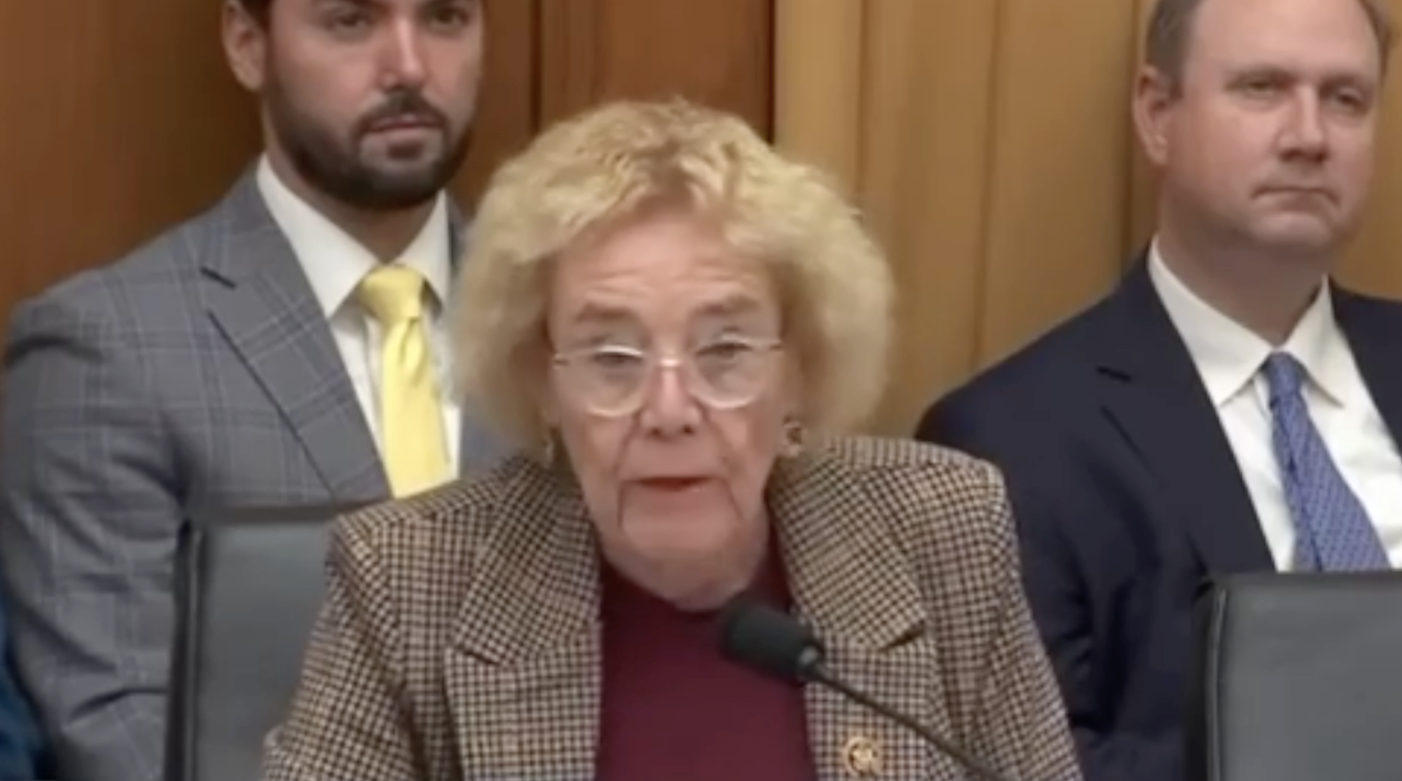 'This is wrong': Zoe Lofgren calls out the Supreme Court during remarks ...