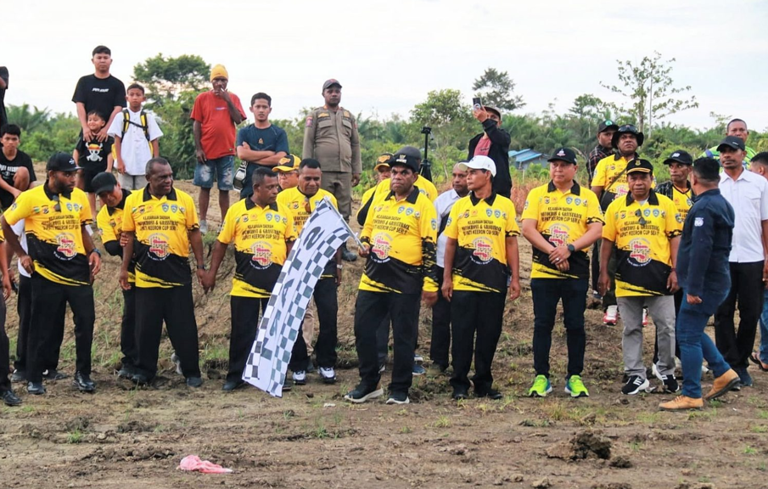 4 Pembalap Nasional Meriahkan Kejurda Motocross dan Grasstrack di Keerom